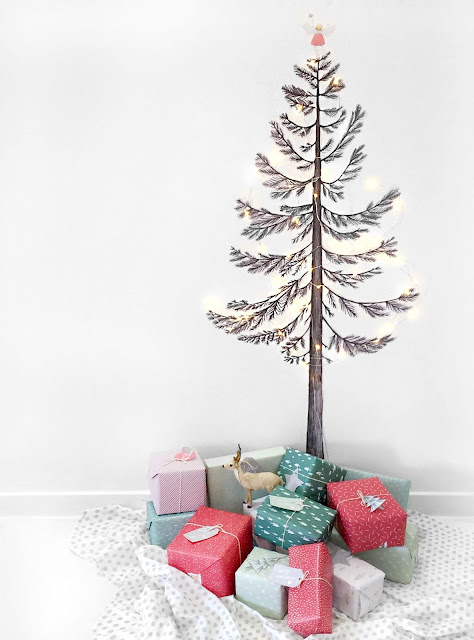 Christmas Freebies just for you! | Love Mae Blog