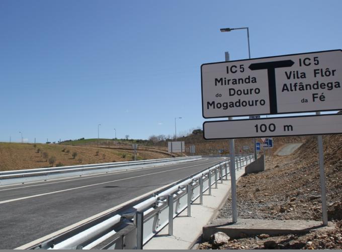 MEMÓRIAS...e outras coisas...: Mudança de gestão da estrada IC5 ...