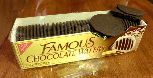 Food Pusher: Mascarpone Frosting Filled Chocolate Wafers