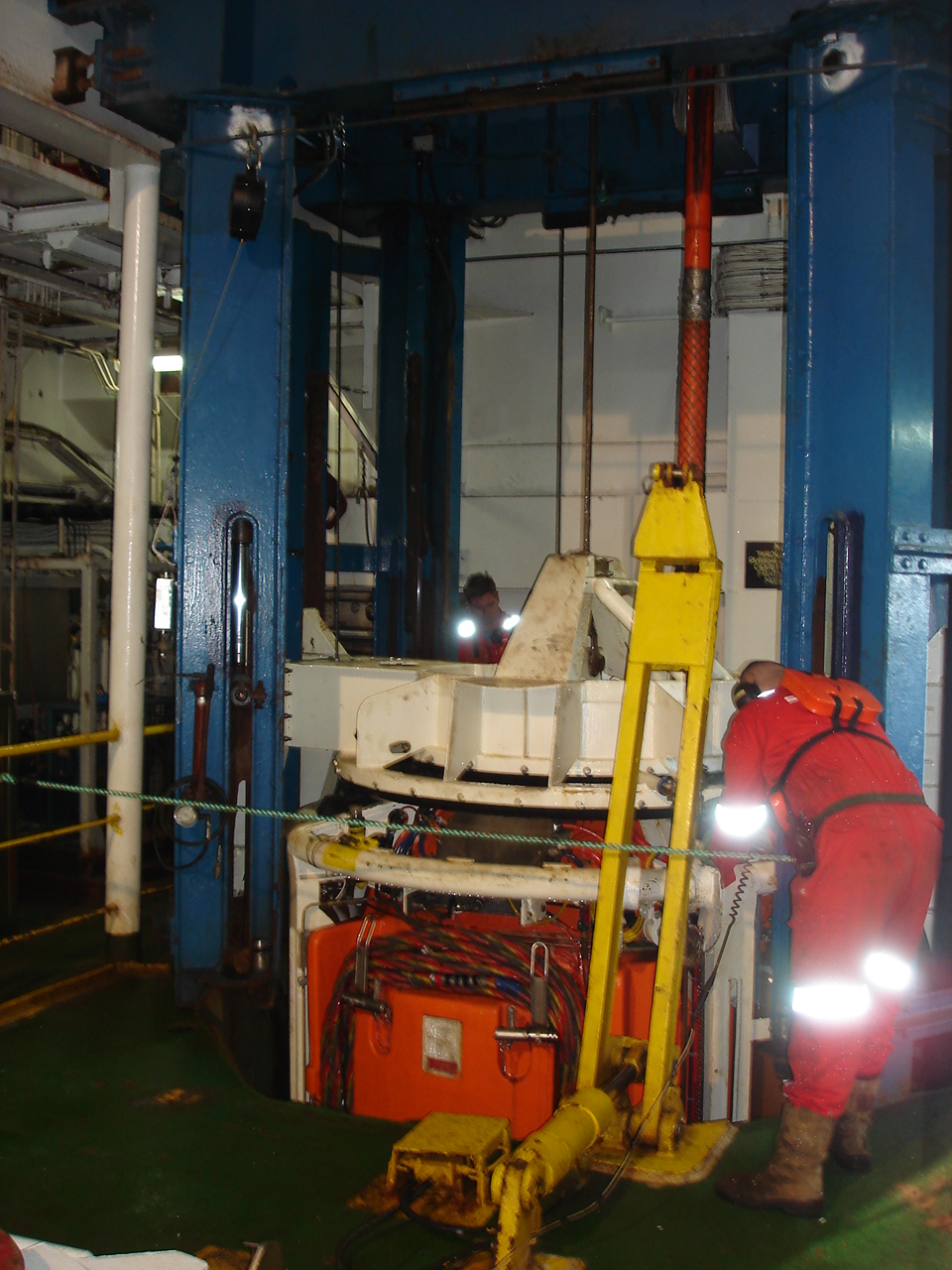 Rockwater 2 Dive Support Ship: Dive saturation chambers and diving bell