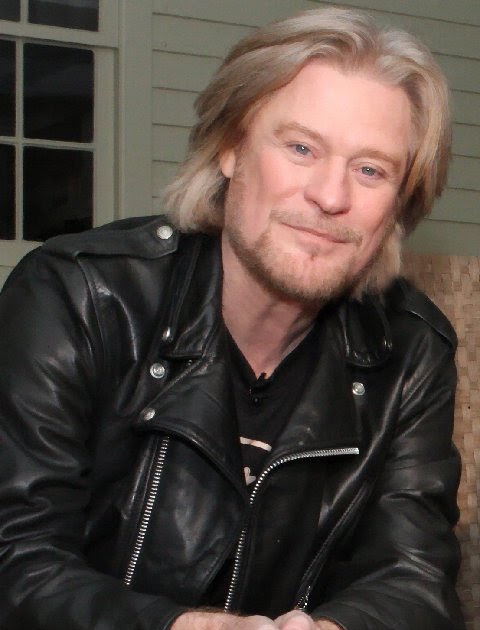 HALL AND OATES RELEASE IMPRESSIVE HITS