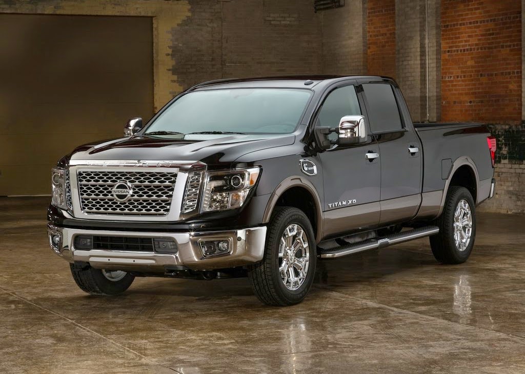 Nissan divulga a nova geração da Titan durante o Salão do Automóvel de ...