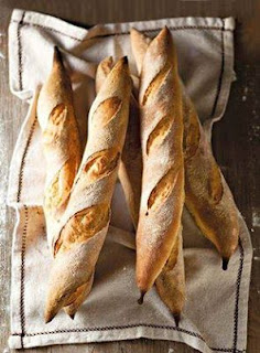 In en om die huis: Dié lang Franse brood