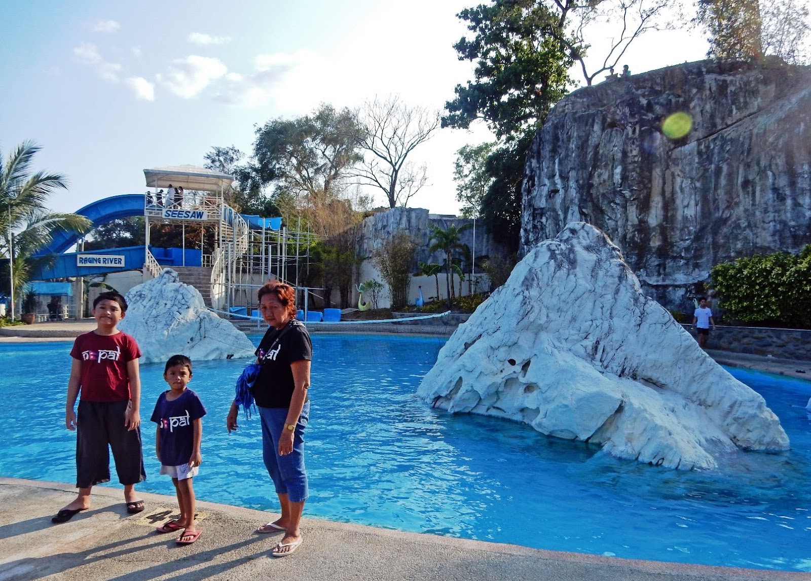 the viewing deck: Subic's White Rock Beach Resort Family Day Tour