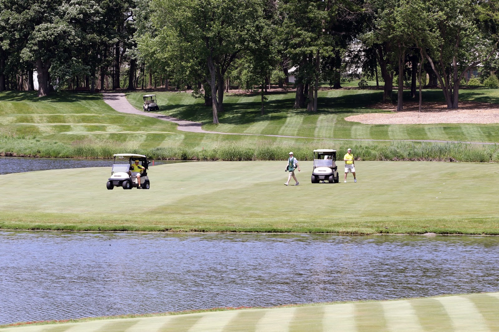 Mark Kodiak Ukena: Ivanhoe Golf Club Pro Jim Sobb and the Rust-Oleum ...