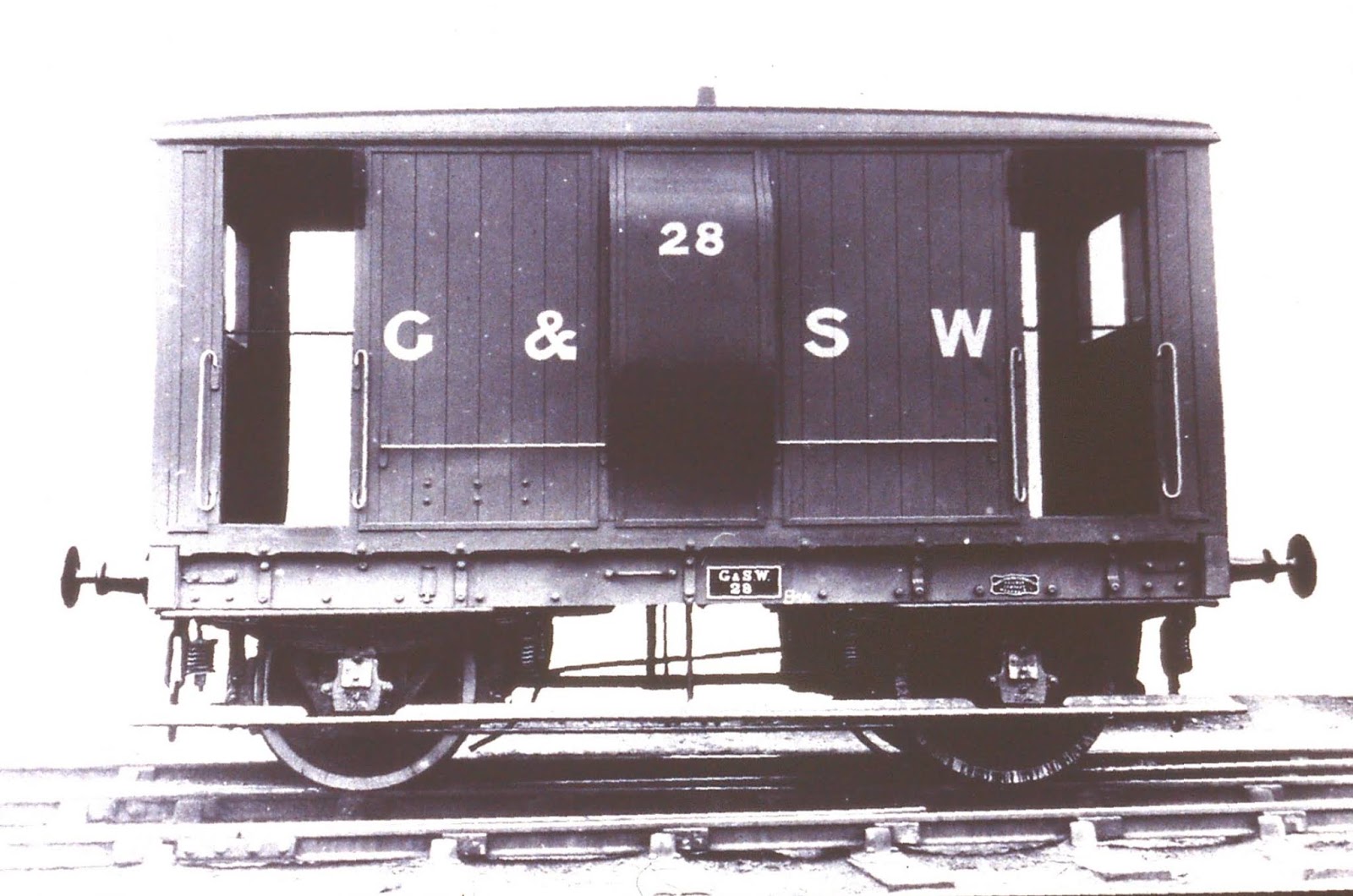 petesworkshop: G & S W R 16T Drummond Brake Van complete