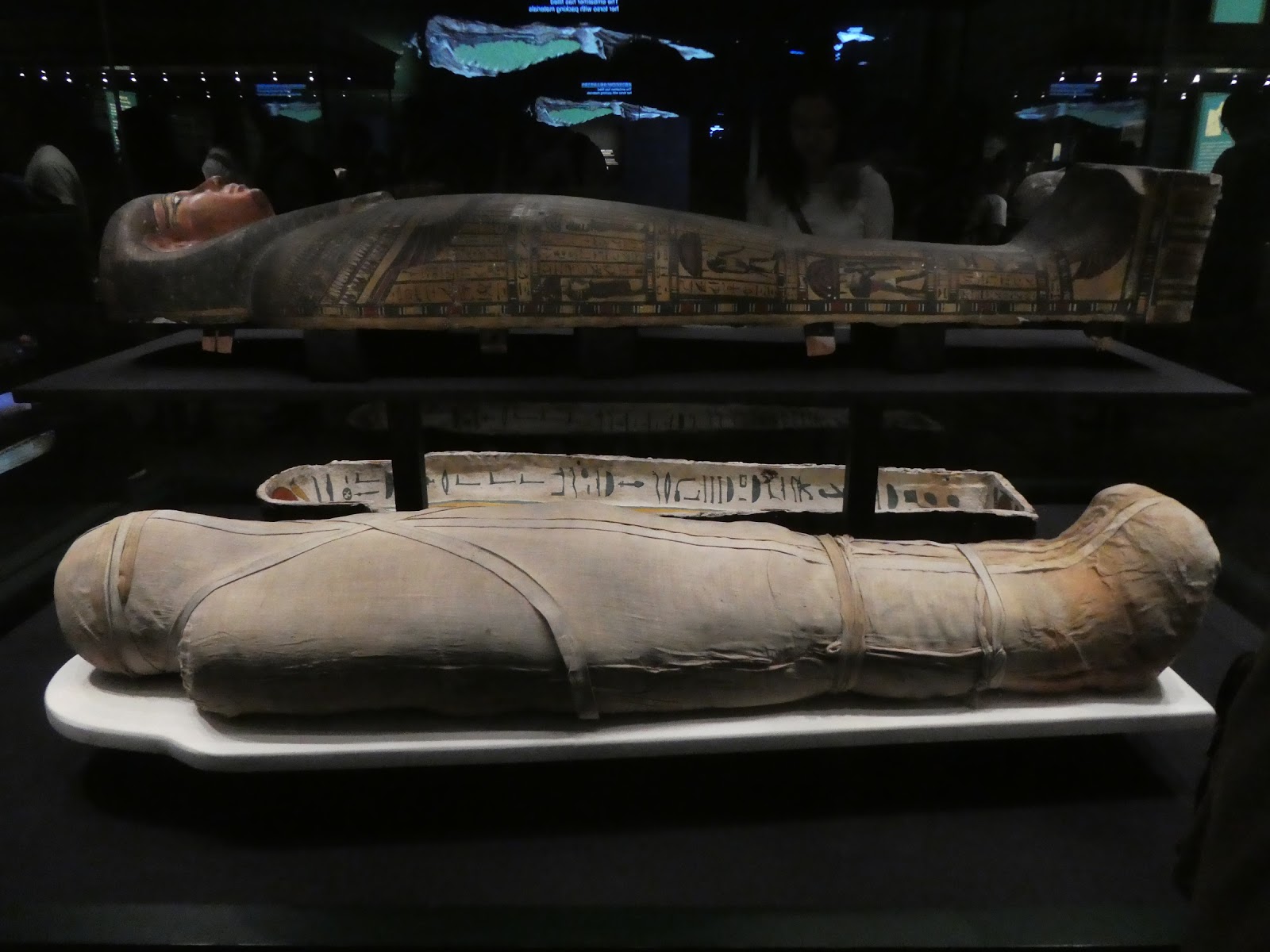 WEBS OF SIGNIFICANCE: Death in Ancient Egypt and over at the Hong Kong ...