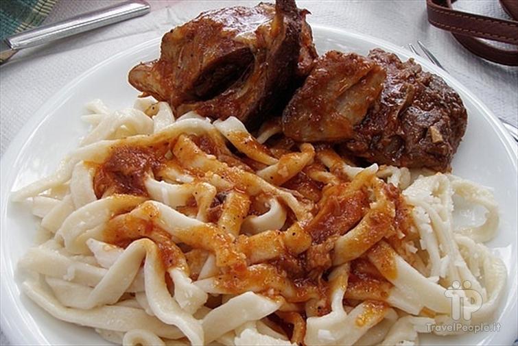 Folegandros | A Gipsy in the Kitchen : A Gipsy in the Kitchen