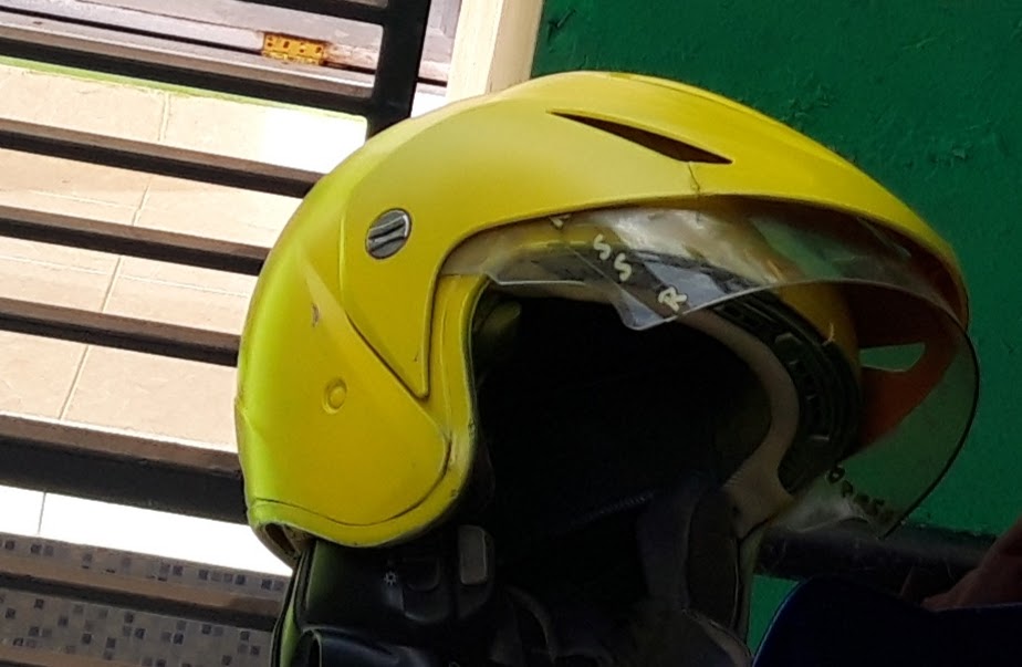 Warna helm ojek Biak berubah jadi Kuning