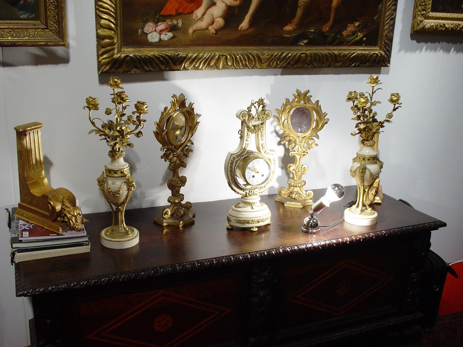 NURIA PALACIOS ANTIGÜEDADES