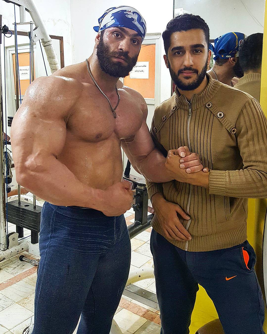 Muscle Lover: Iranian bodybuilder Hossein Rajaei