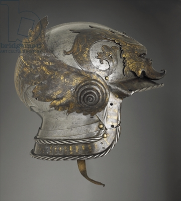 Korok csodái: Grotesque helmet and other parade helmet / Groteszk és ...