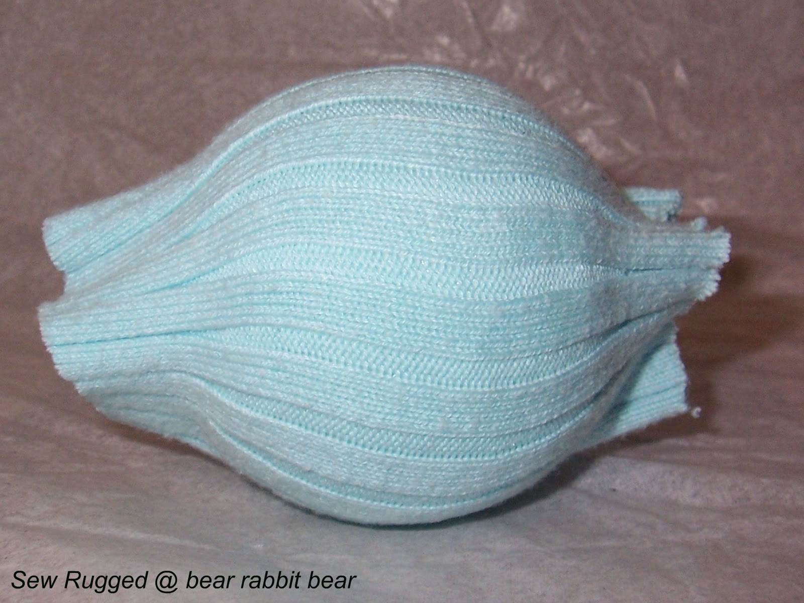 Sew Rugged @ Bear Rabbit Bear {no sew knitted ornament}