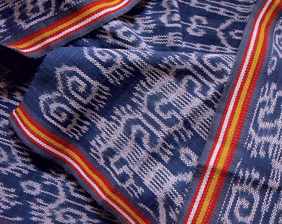 TENUN IKAT - Road To Bandung Shopping