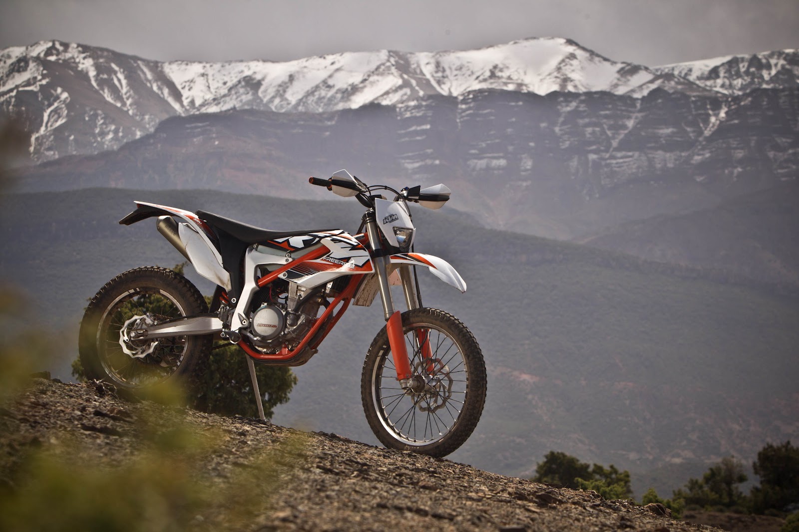 I liKe VALSEBIKE: KTM FREERIDE 350: OTRA FORMA DE DISFRUTAR DEL ENDURO
