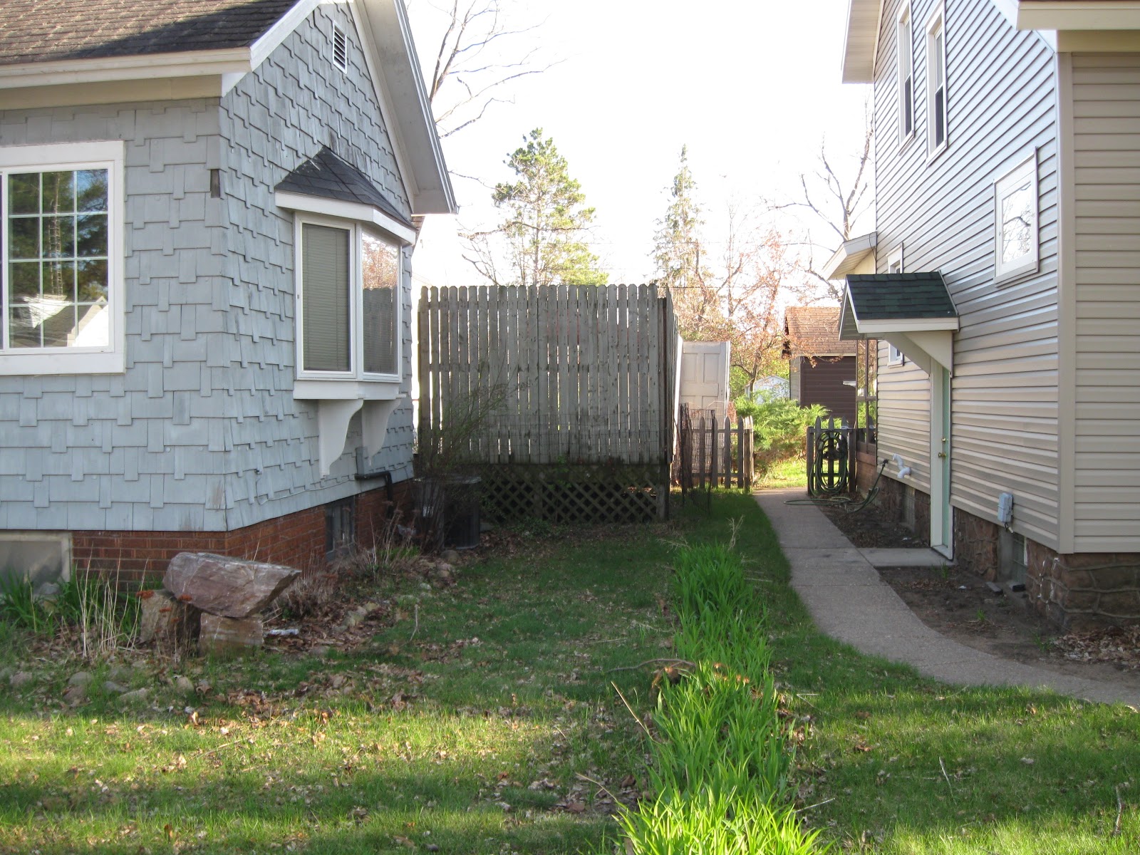 Accepted Offer Adorable Cottage Style Home on Center St