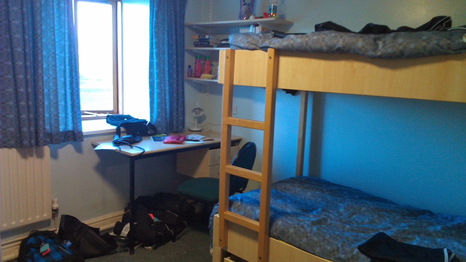 Harlaxton Travels: HARLAXTON - Dorm Life