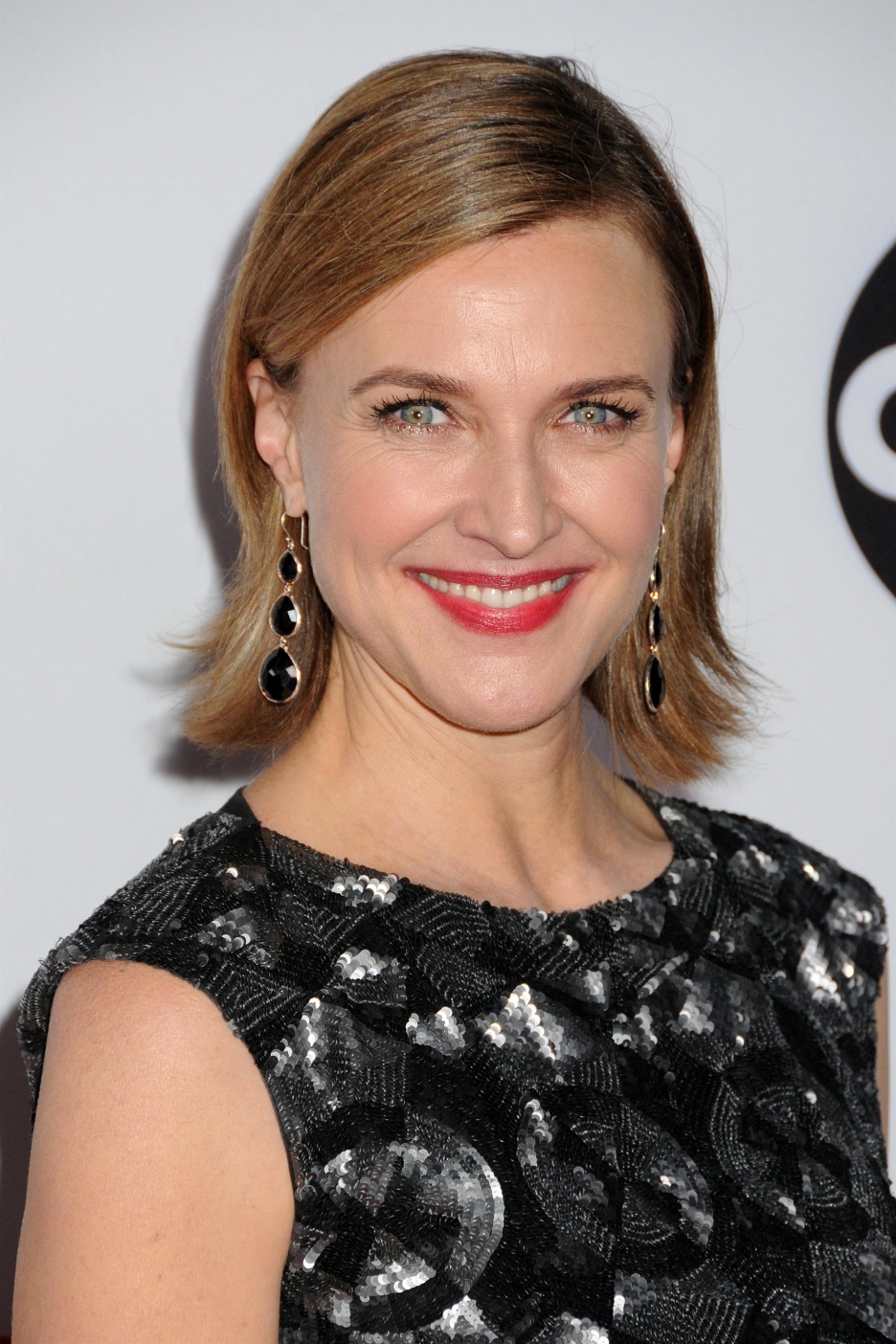 Brenda Strong Photos | Tv Series Posters and Cast