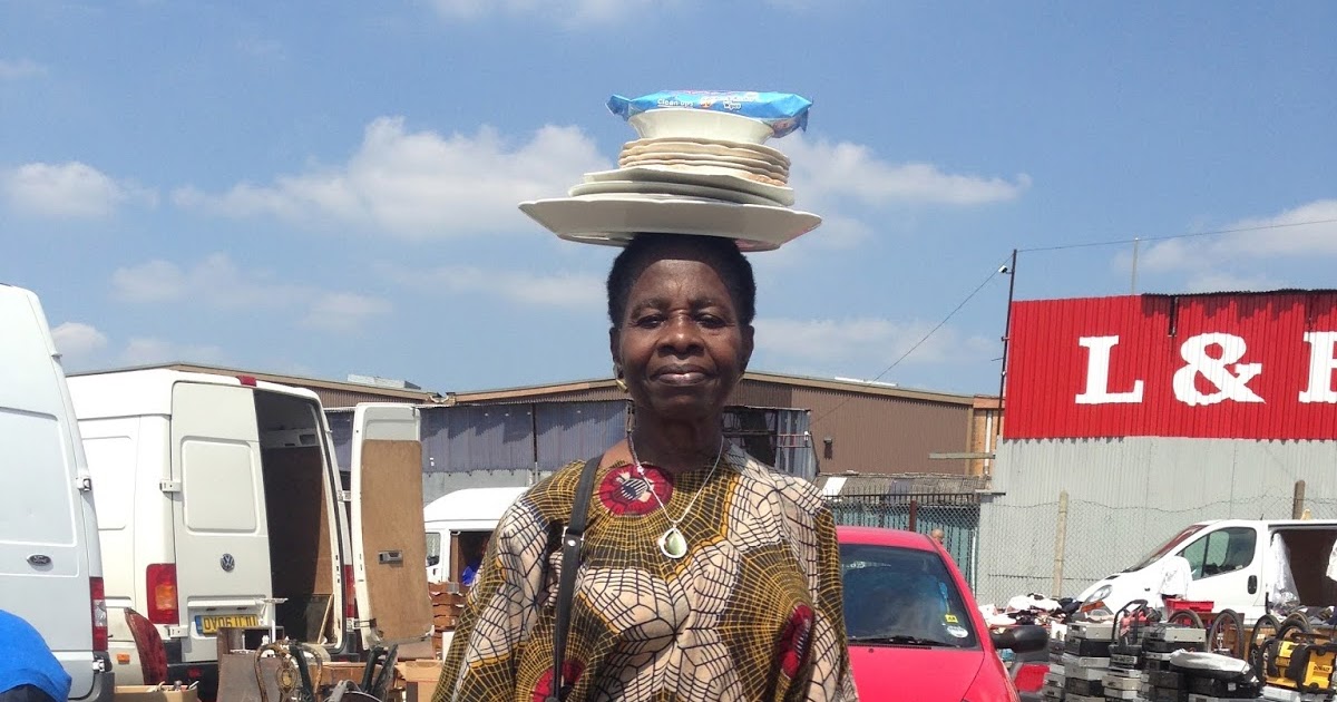 Styling and Salvage: amazing plate lady