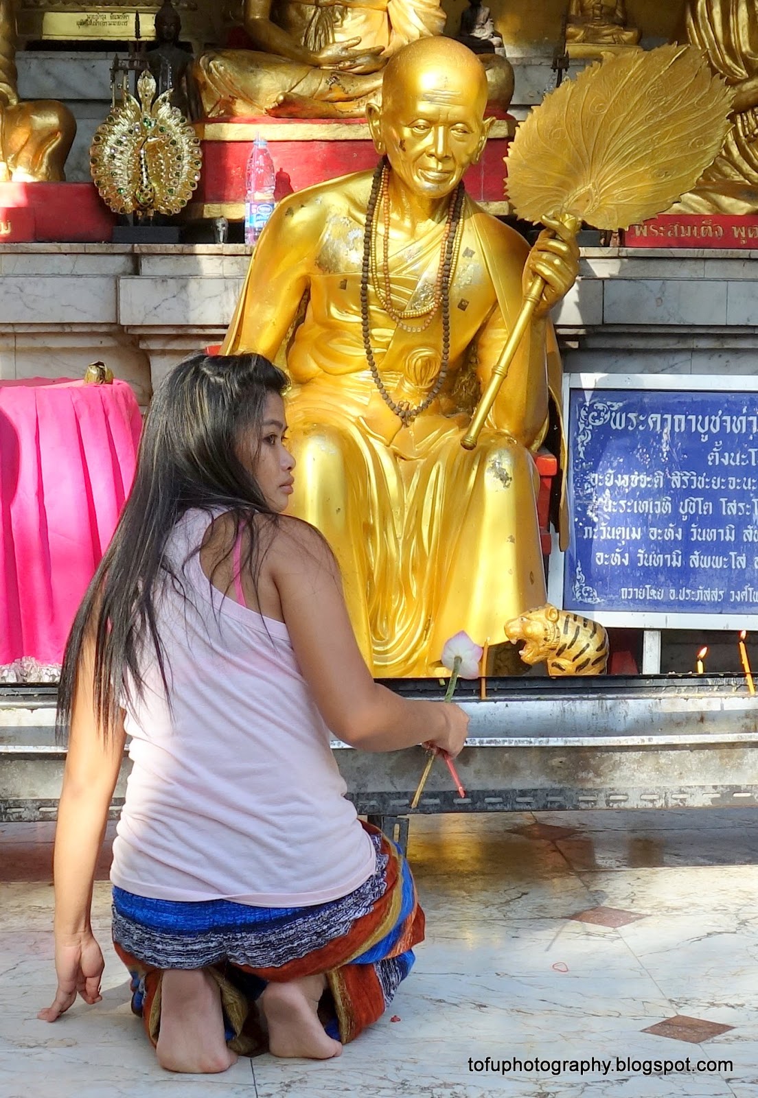 Tofu Photography: The woman and the monk