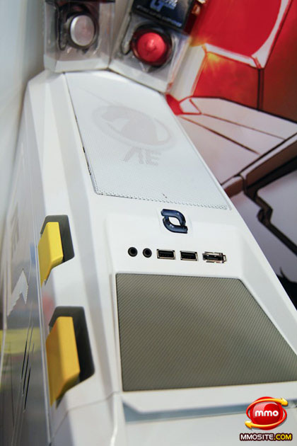 Unicorn Gundam Themed CPU and Keyboard