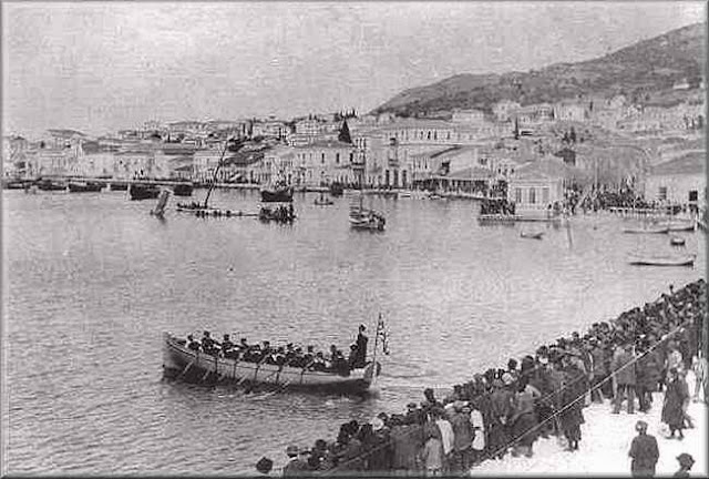 ΣΑΝ ΣΗΜΕΡΑ ΣΤΗΝ ΣΑΜΟ... Ο ΕΛΛΗΝΙΚΟΣ ΣΤΡΑΤΟΣ ΑΠΕΛΕΥΘΕΡΩΝΕΙ ΤΟ ΝΗΣΙ ΜΑΣ ...