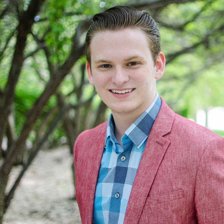 Heather's Reading Hideaway : [Bookish List] My Favorite BookTubers