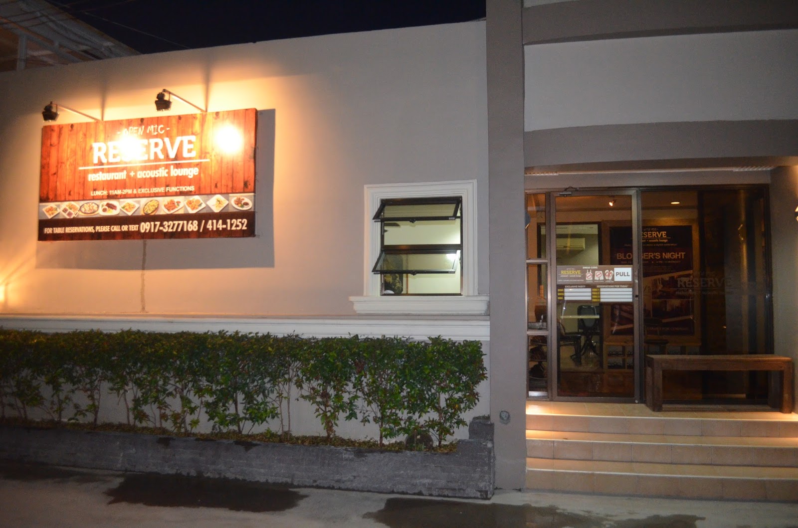 Open Mic Reserve | Restaurant + Acoustic Lounge