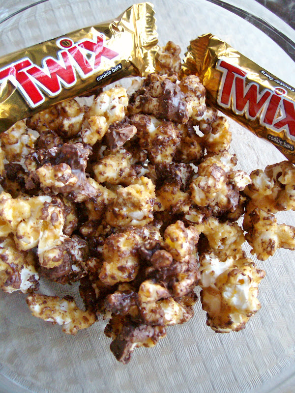 The Foodie RD: Twix Caramel Popcorn