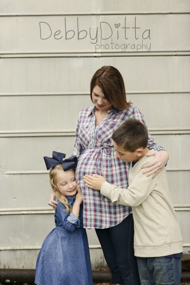 Debby Ditta Photography: The Standlee Family / Maternity / Rainy day ...