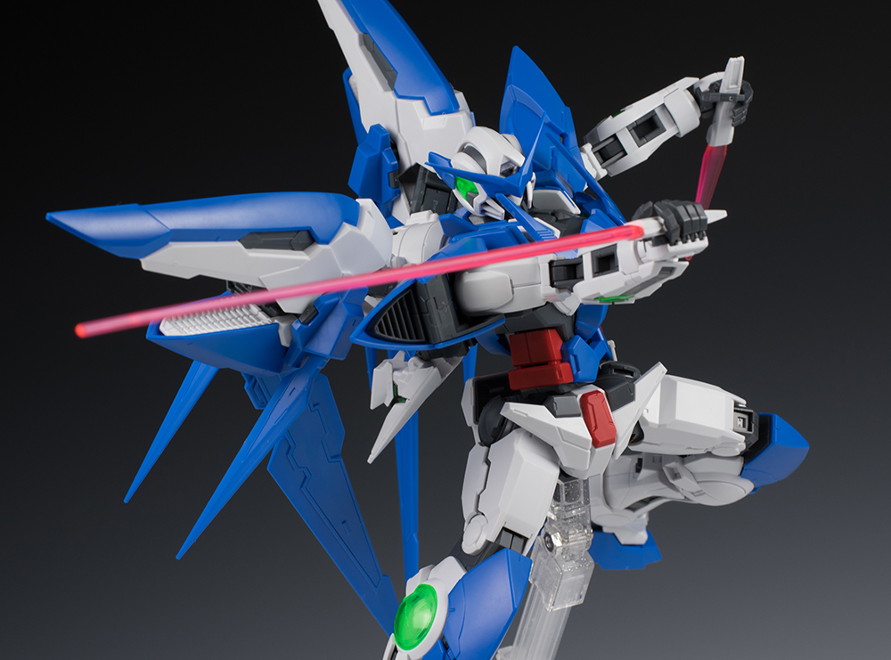 Review: P-Bandai: MG 1/100 Gundam Amazing Exia by SCHIZOPHONIC9