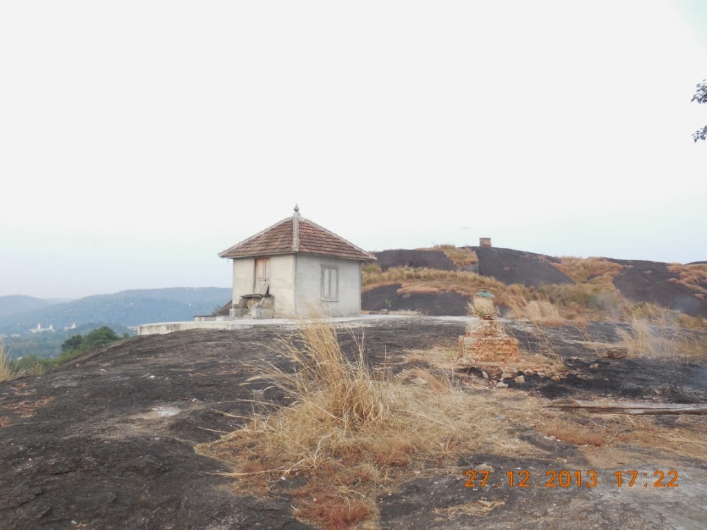 View Of Pathanamthitta Town from Chuttippara - TravelersOutlook ...