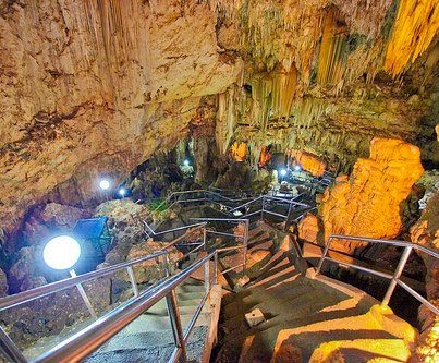 Gong Cave, The East Java caving tourism - Trevindos