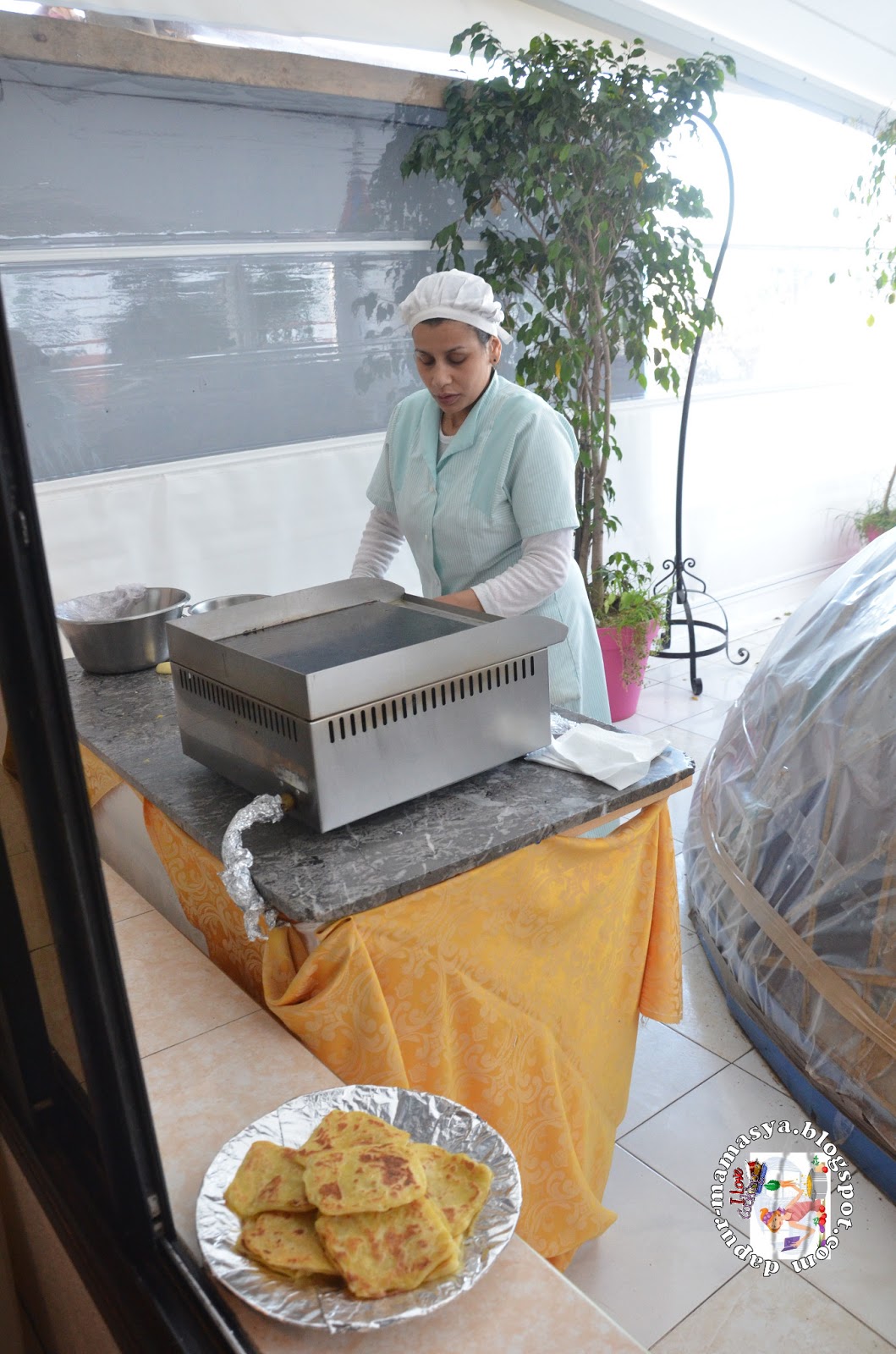 Dapur Mamasya: Sarapan Roti Canai di Morocco