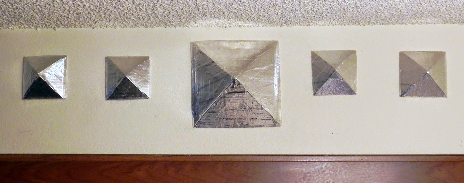 Smart n Snazzy: DIY ~ Pyramid Stud Wall Decor