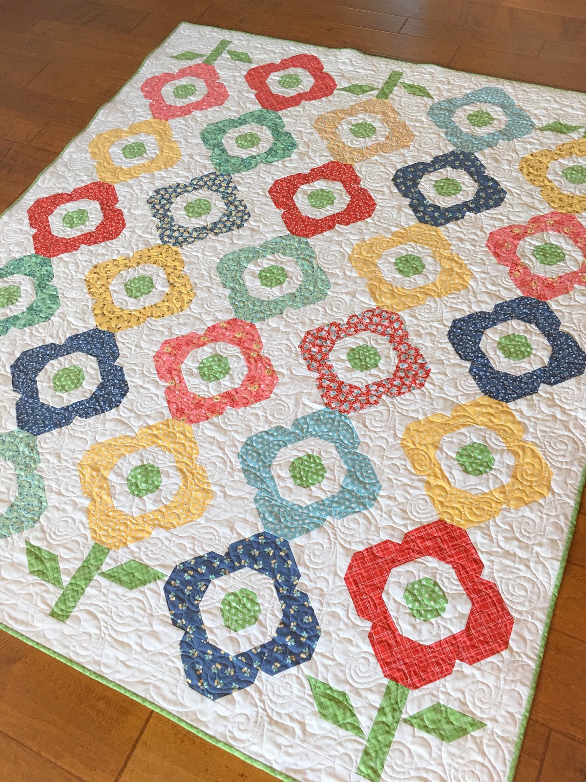 Carried Away Quilting: A pretty primrose quilt & a pretty great ...