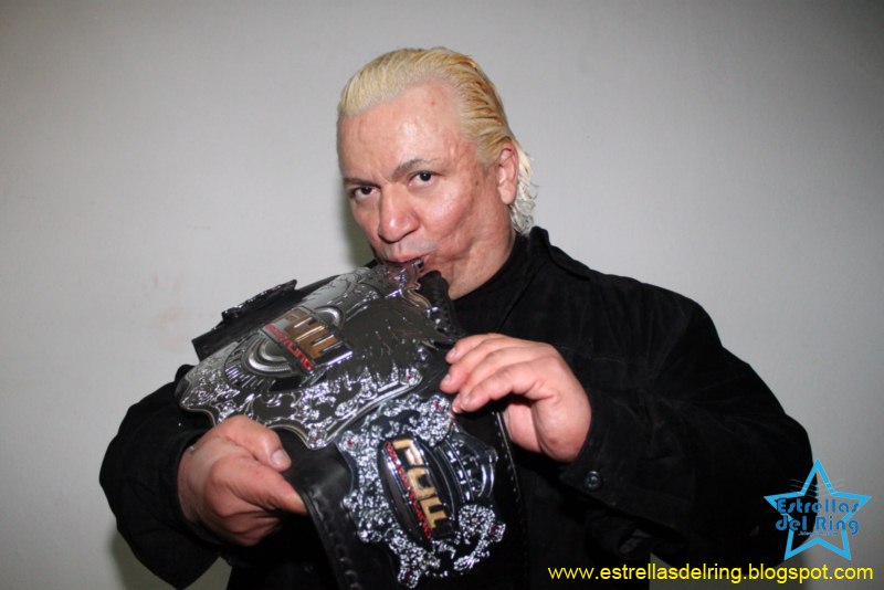 ESTRELLAS DEL RING.: Scorpio Jr Campeón FULL.