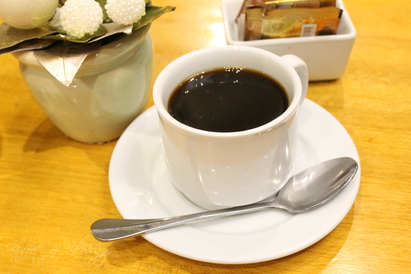 Buffet of blessings: Conti's Bakeshop & Restaurant at Robinsons Magnolia