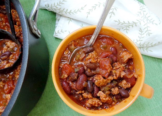 The Briny Lemon: Two-Bean Chili with Spicy Chicken Sausage