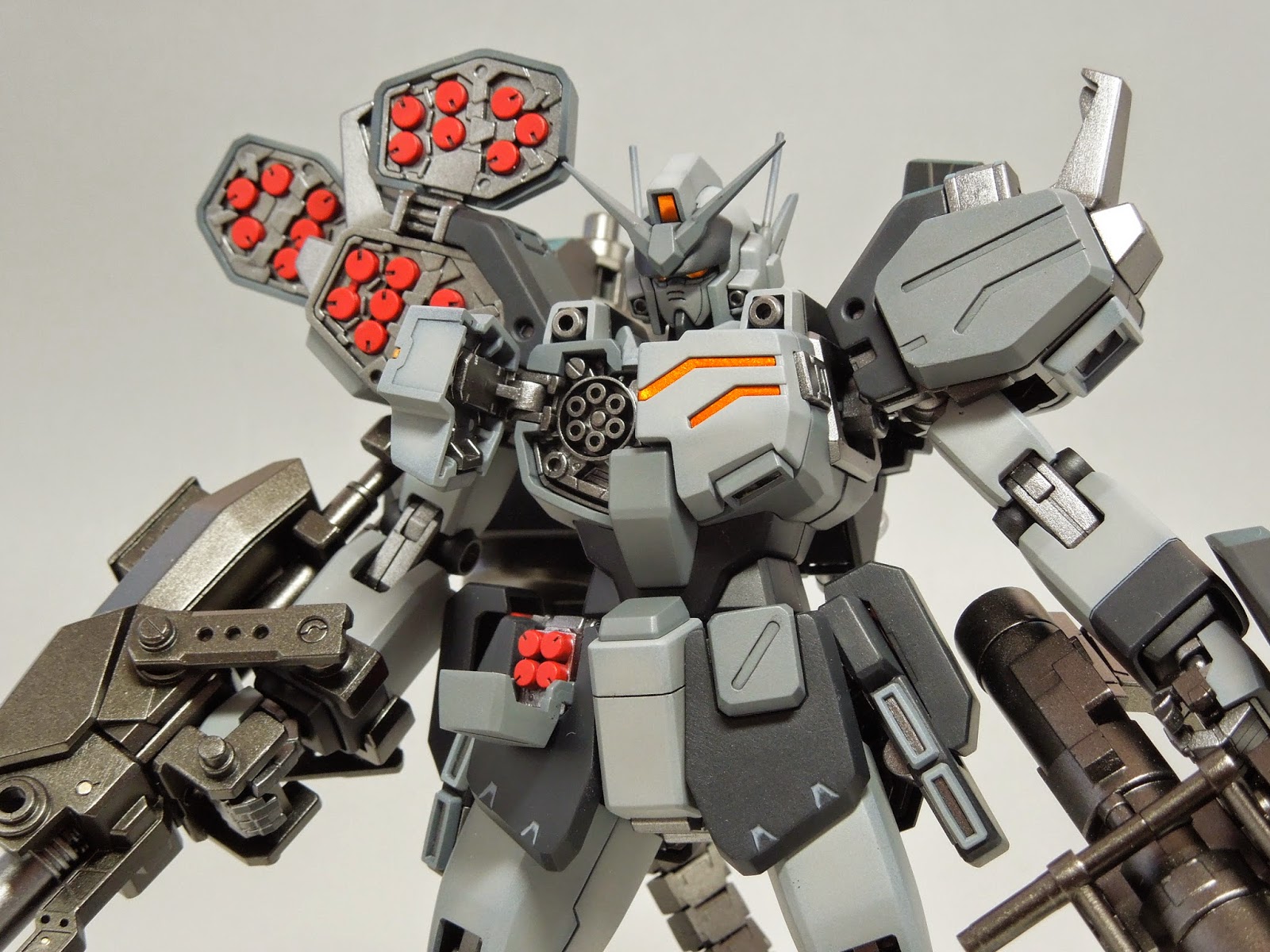 GUNDAM GUY: MG 1/100 Gundam Heavyarms EW - Painted Build