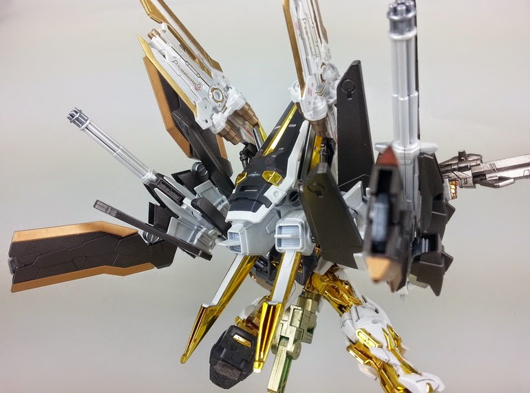 Custom Build: HG 1/144 "Full Armor" Gundam Astray Gold Frame