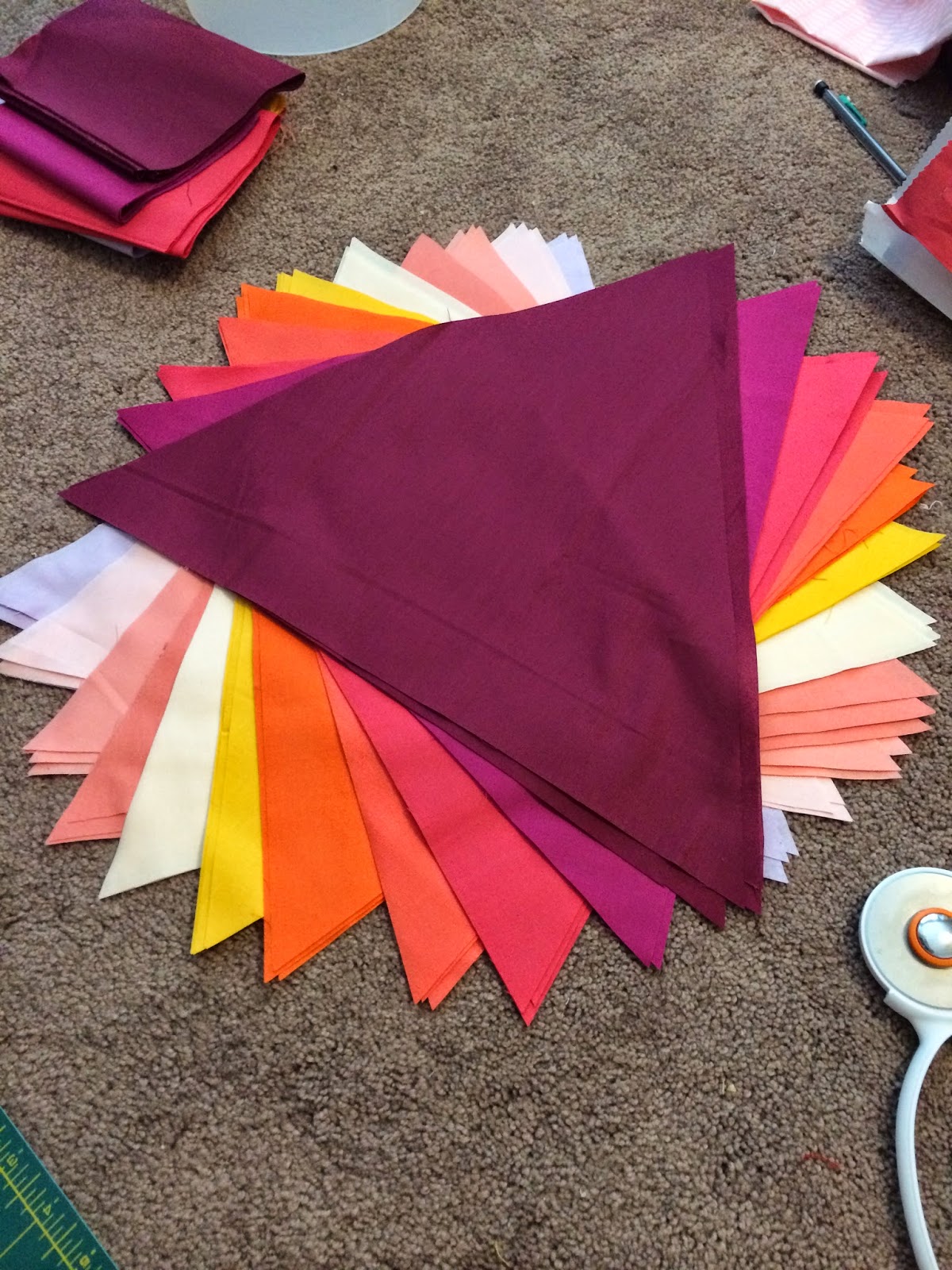 HayleySews: RJR Cotton Supreme Solids - A Summer Sunrise Quilt (free ...