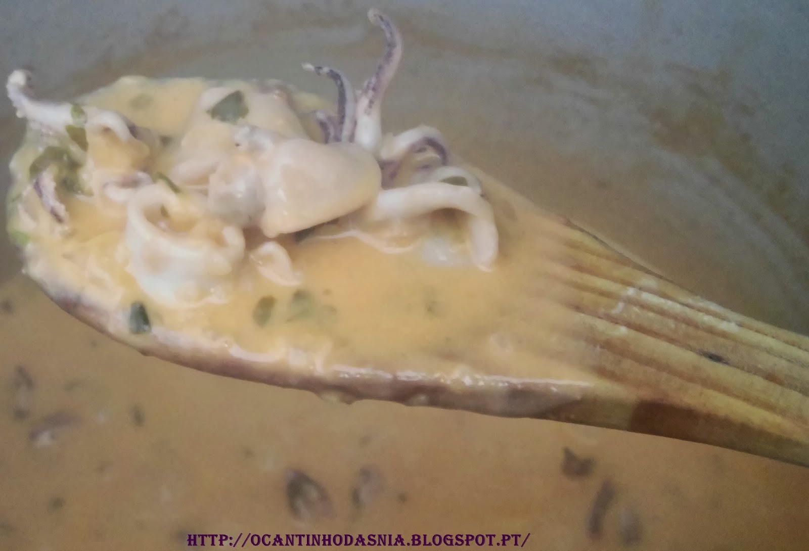 O Cantinho Da Sónia: LULAS ESTUFADAS COM NATAS (RECEITA À MINHA MANEIRA)