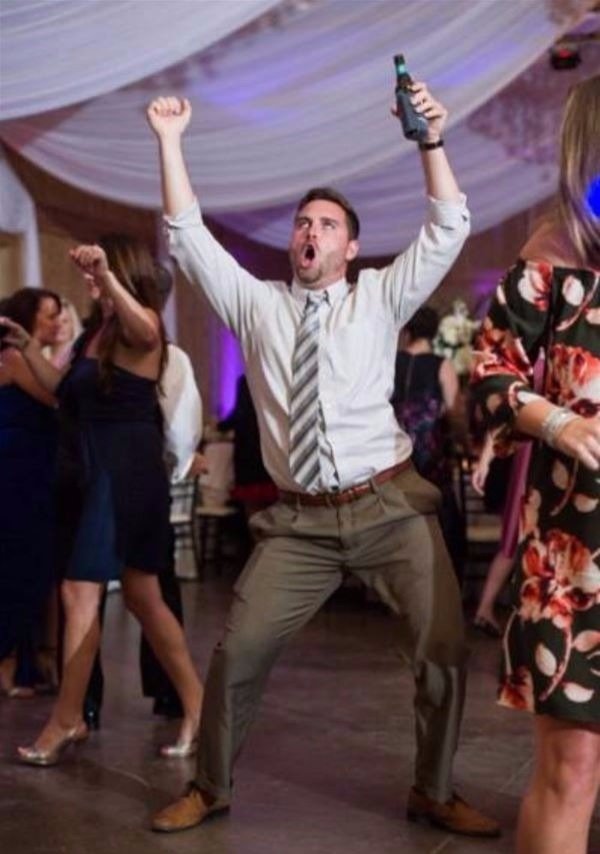 33 Fails and Funny Pictures Of Drunk People.