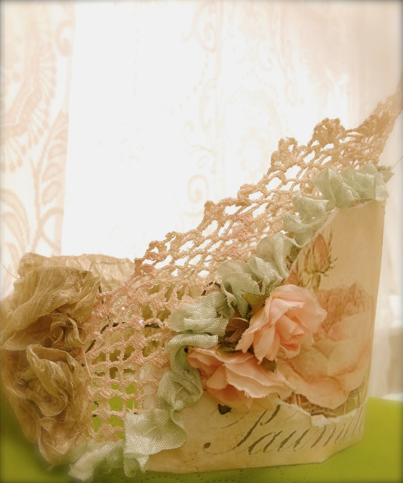 Making Crowns - The Pink Pixie Forest