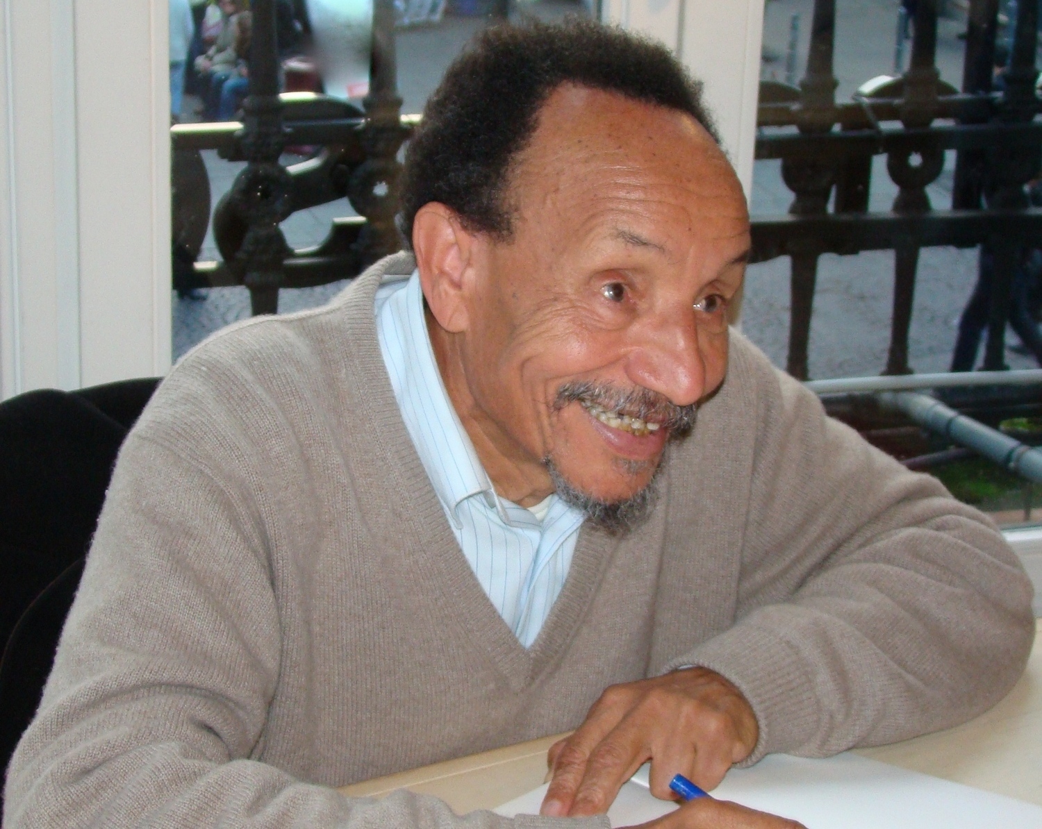 prana infos: "Pierre Rabhi, au nom de la Terre"