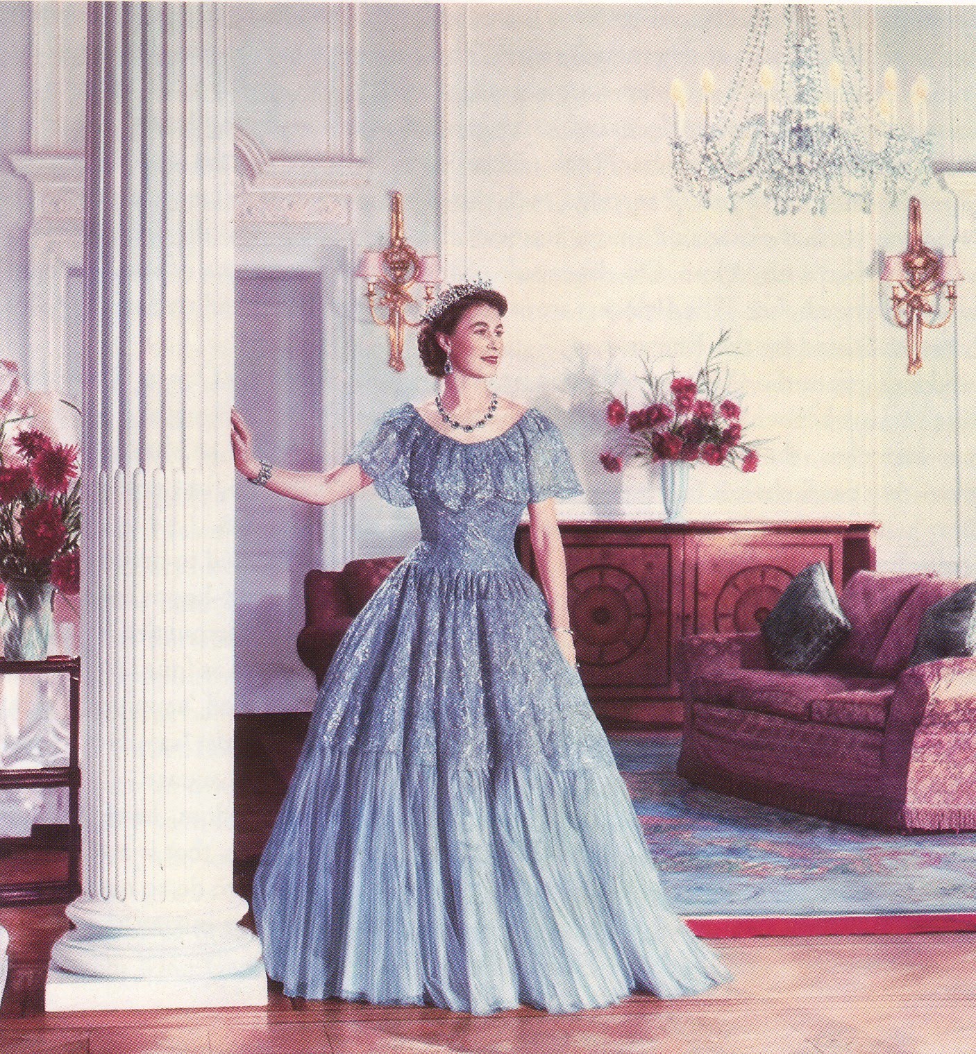 Stalking the Belle Époque: Mastery of Design: Queen Elizabeth II’s ...