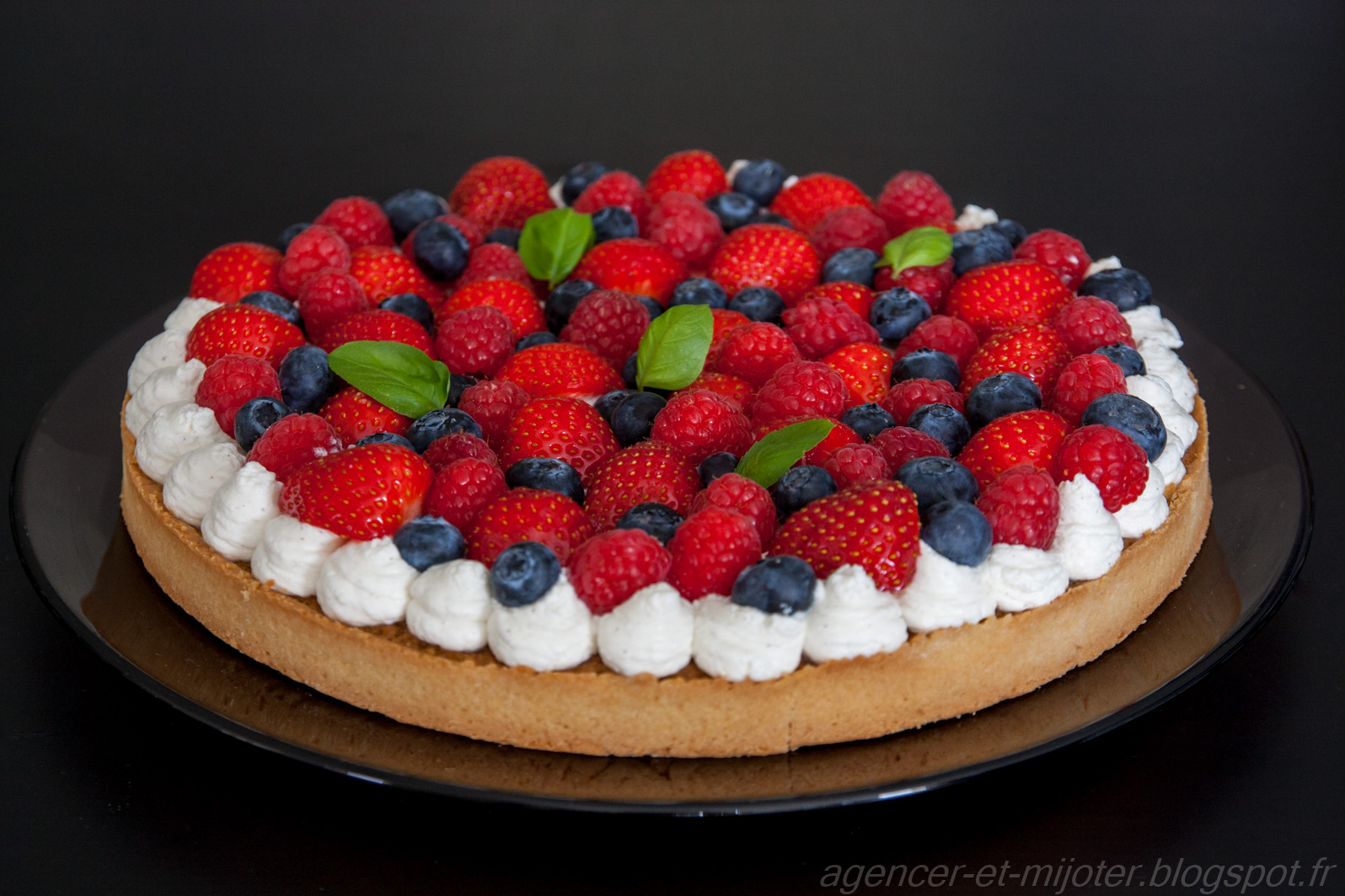 Agencer et Mijoter: Tarte à la crème de pistache, chantilly et fruits ...