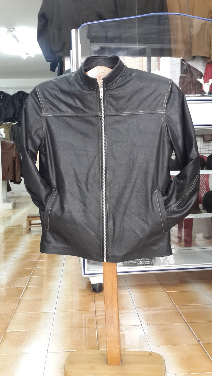 JIREH CREACIONES (Leather Jackets): MODELOS PARA HOMBRE