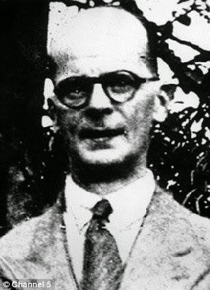 BOOK REVIEW DIARY: Serial Killer JOHN CHRISTIE of RILLINGTON PLACE